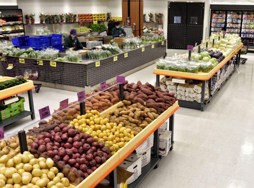 Potato Displays: Produce & Potato Display Tables