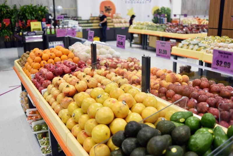 Fruit & Veg Produce Display Tables: Supermarket & Grocery Store Fruit ...